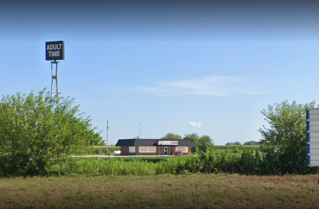 Edgewood, IL – Lovers Playground